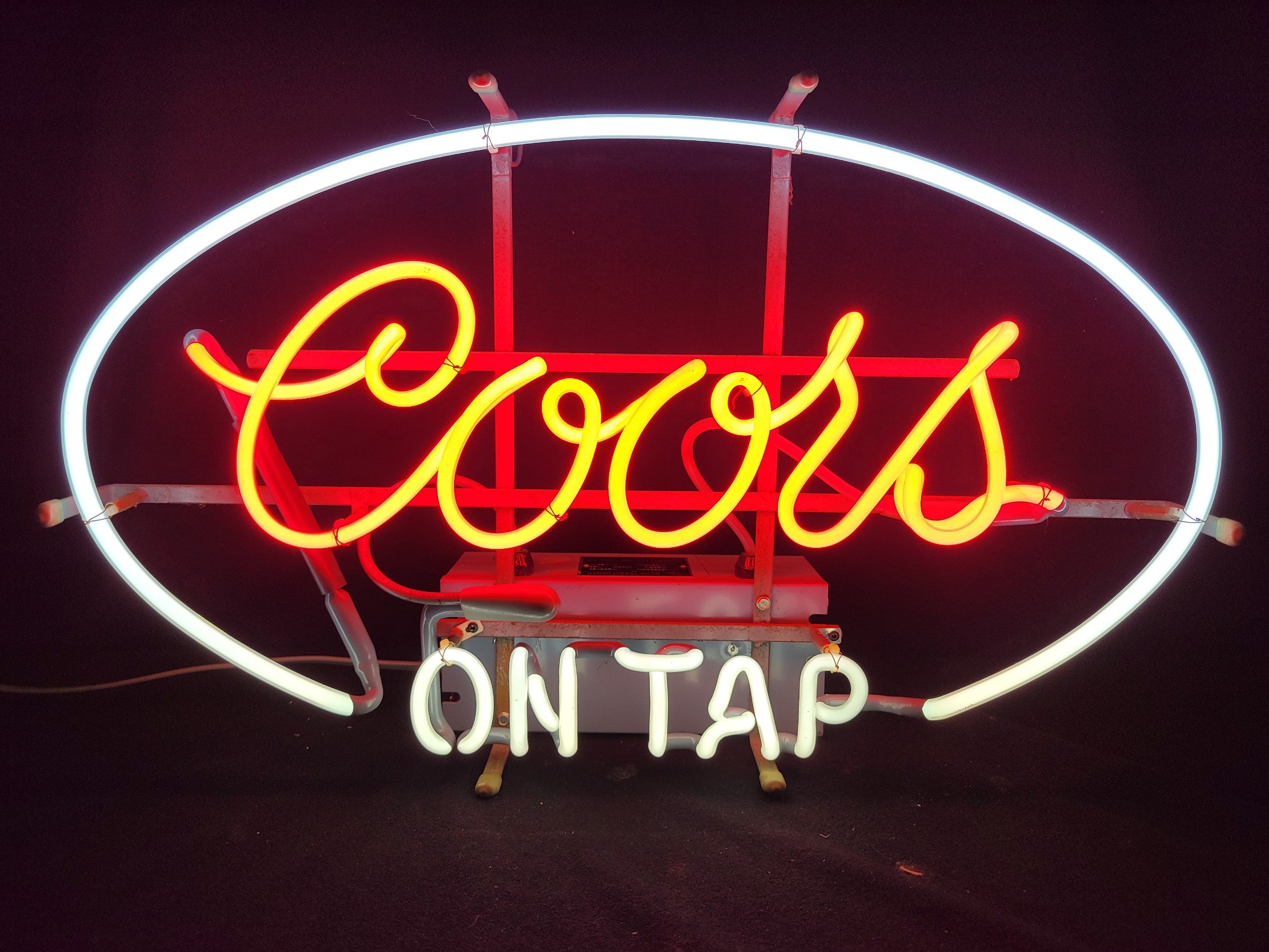 Coors Oval On Tap Neon Sign – Pub Decor